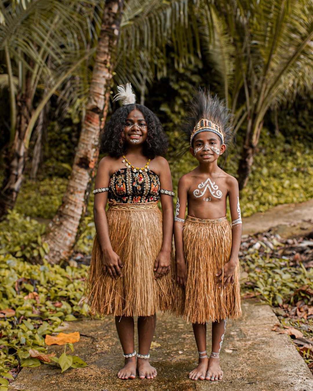 Suku Biak: Sejarah, Budaya, dan Tradisi Maritim Papua